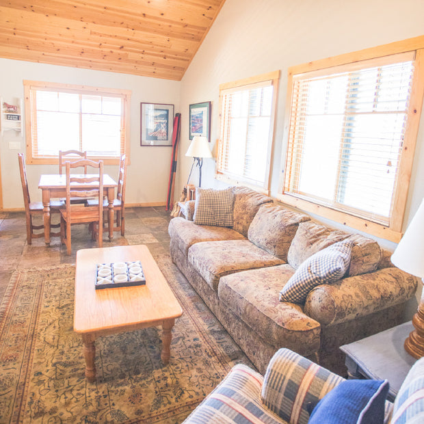 Cabin rental in Graeagle, CA / Friesian – Lodge at Whitehawk Ranch