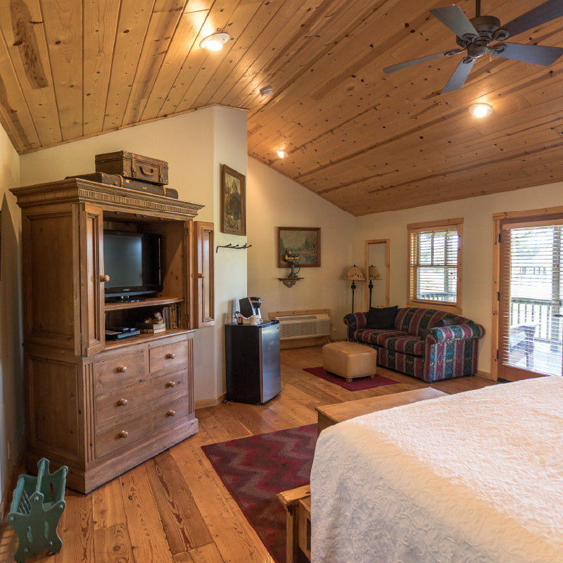 Cabin rental in Graeagle, CA / Palomino - Lodge at Whitehawk Ranch